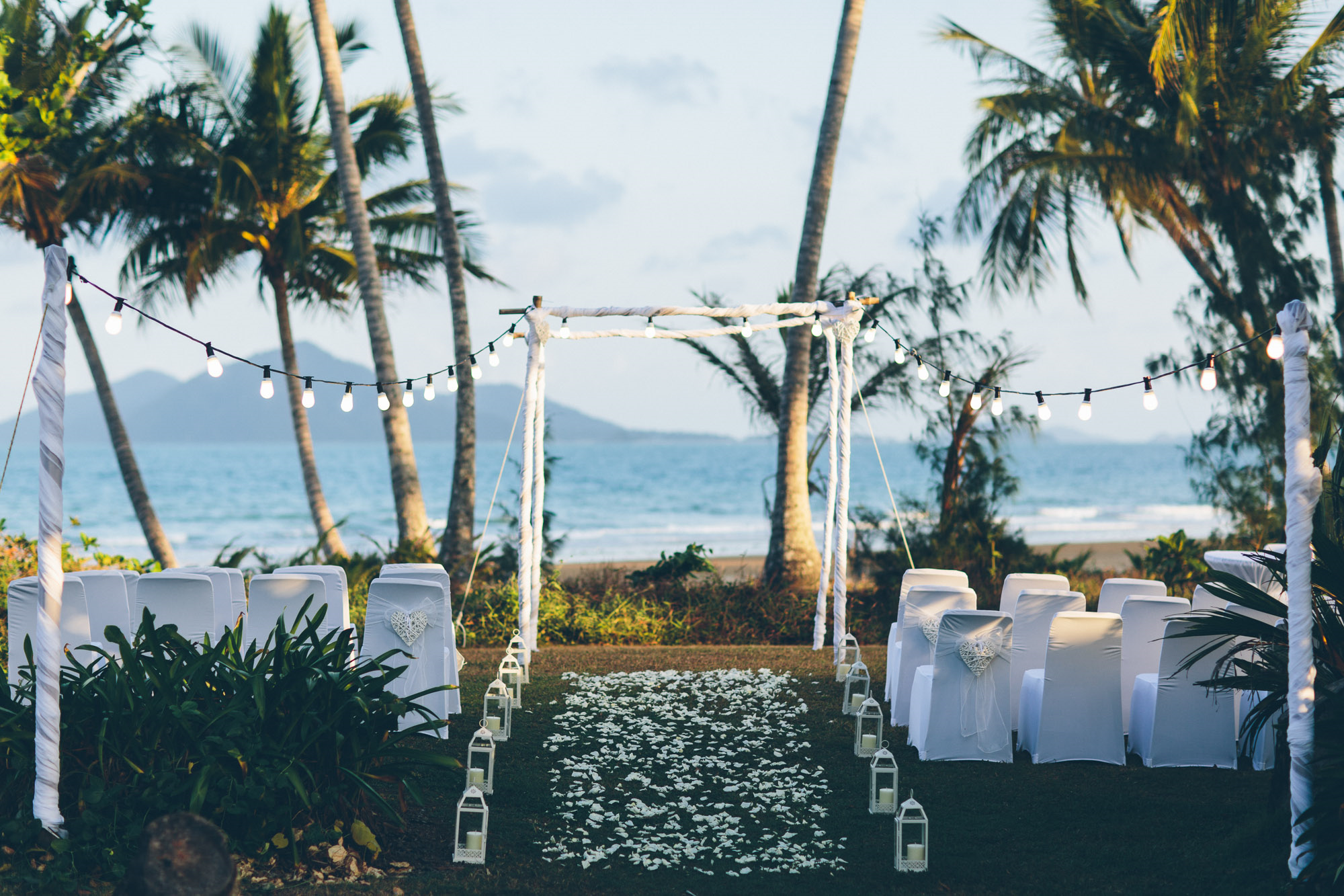 Castaways Resort & Spa Wedding Venue in Mission Beach | WeddingVenues ...