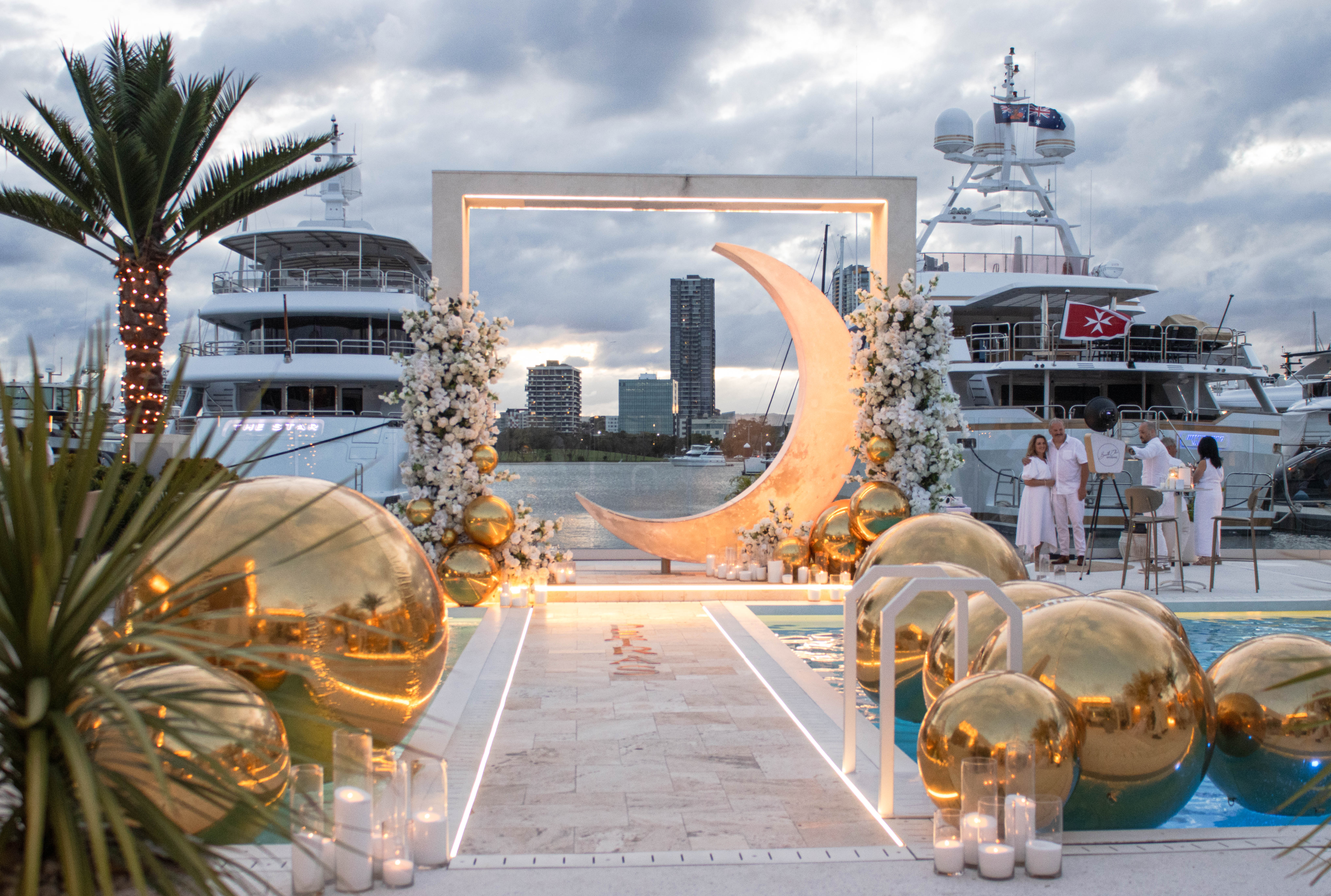 La Luna Beach Club Wedding Venue in Main Beach | WeddingVenues.com.au