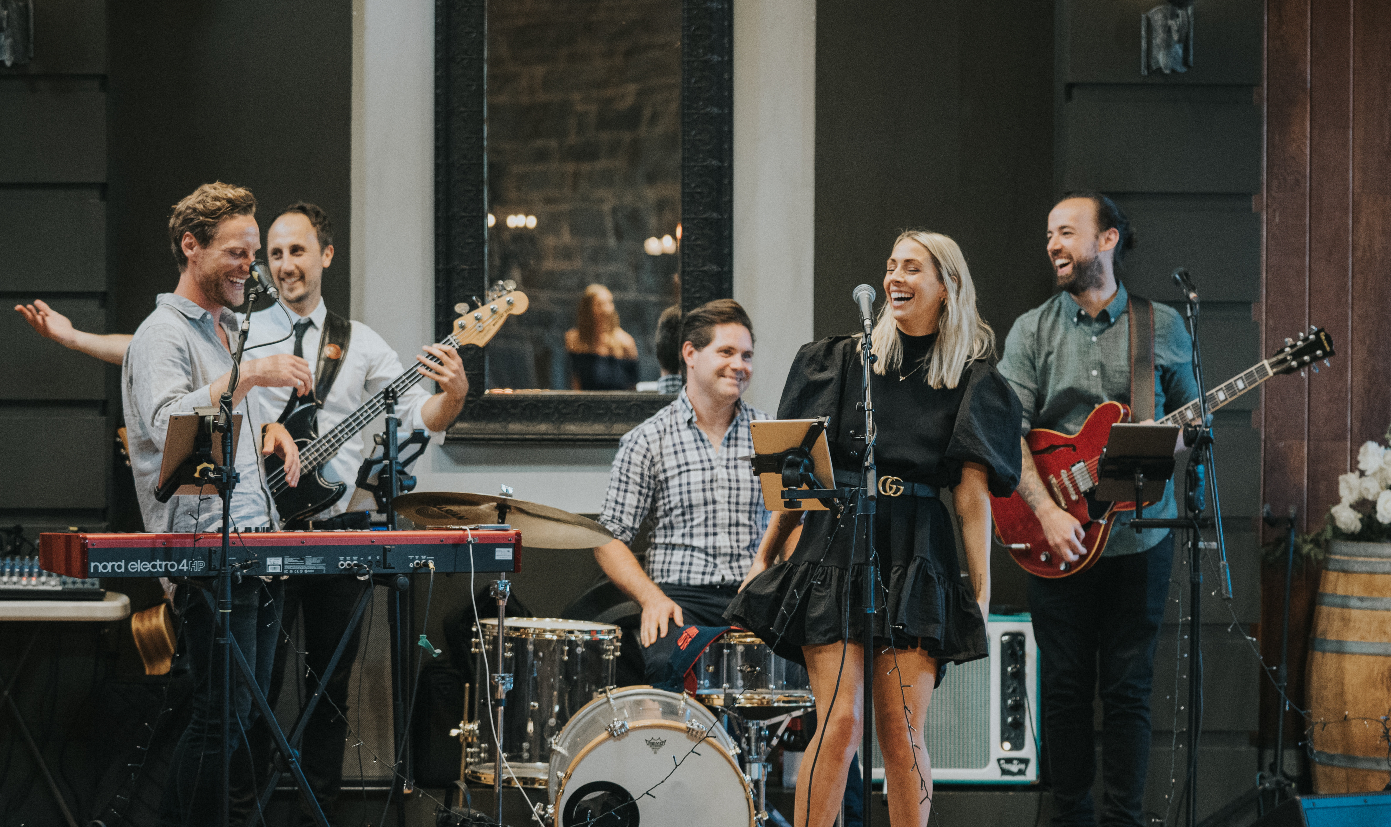 Wedding Music Melbourne | Wedding Bands, Djs And Singers