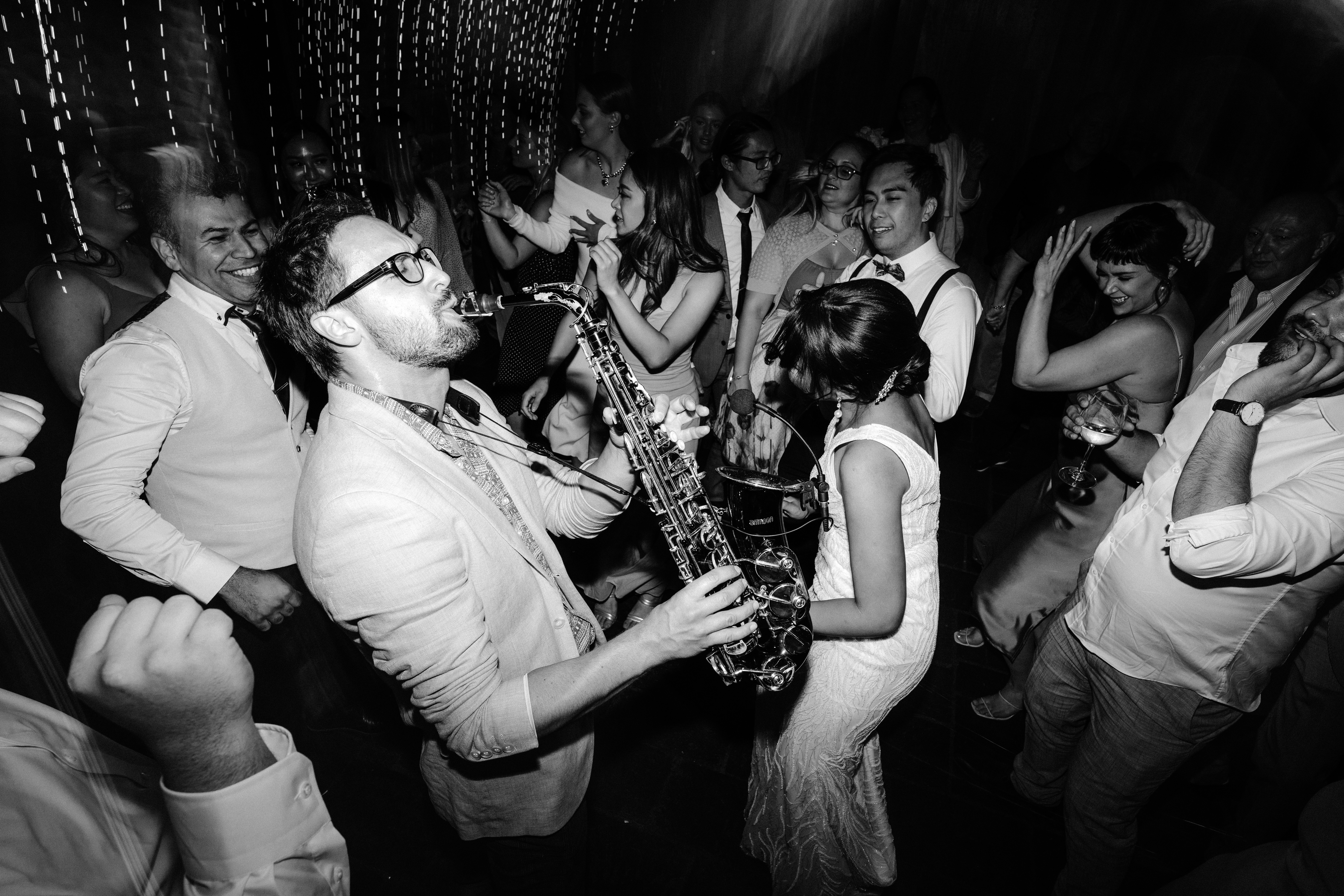 Wedding Music | Wedding Bands, Wedding Singers and Wedding DJs