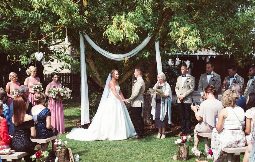 Hedge Farm Wedding Venue in Carlsruhe | WeddingVenues.com.au