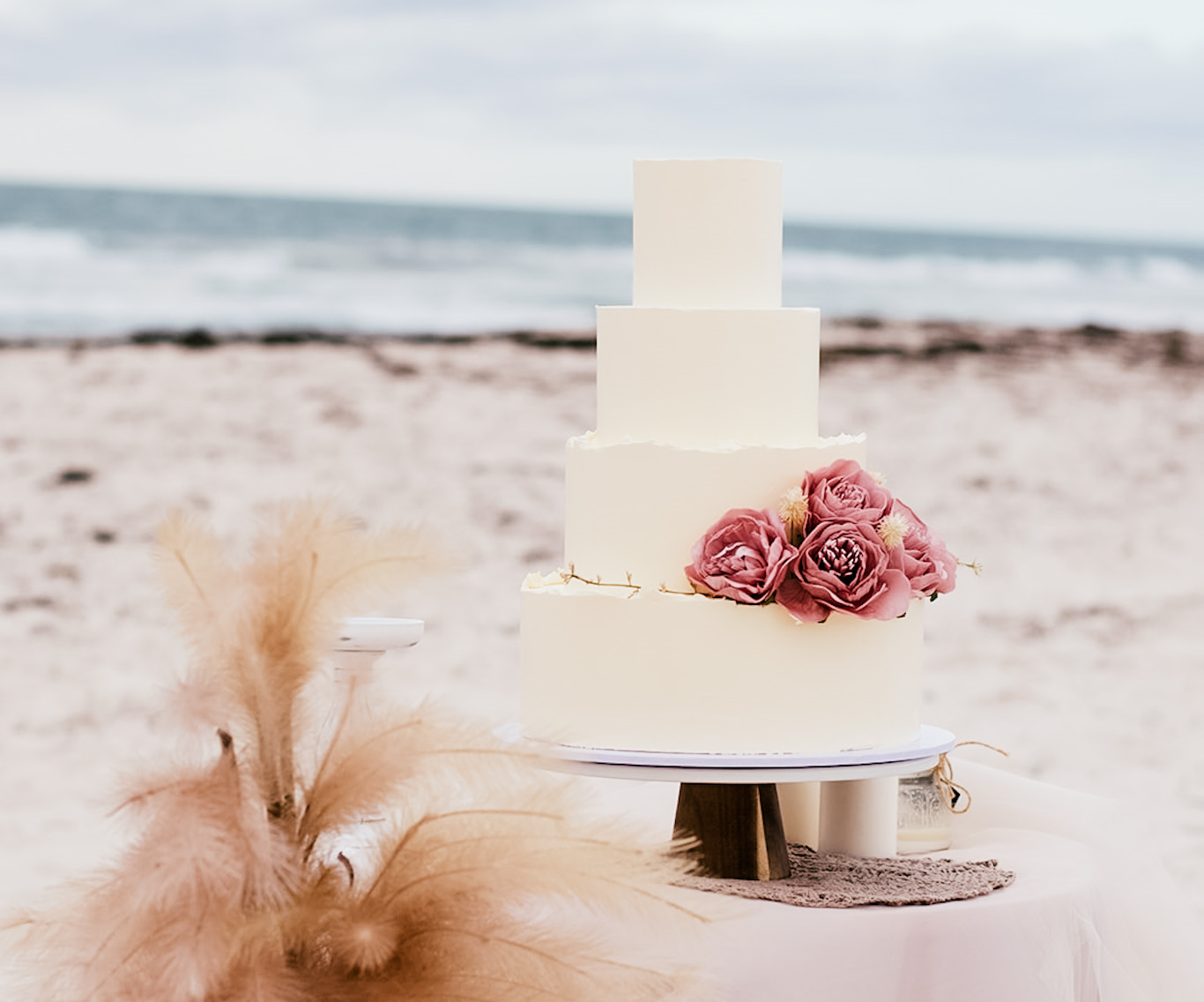 Wedding Cakes Perth | Wedding Cake Makers And Cake Toppers