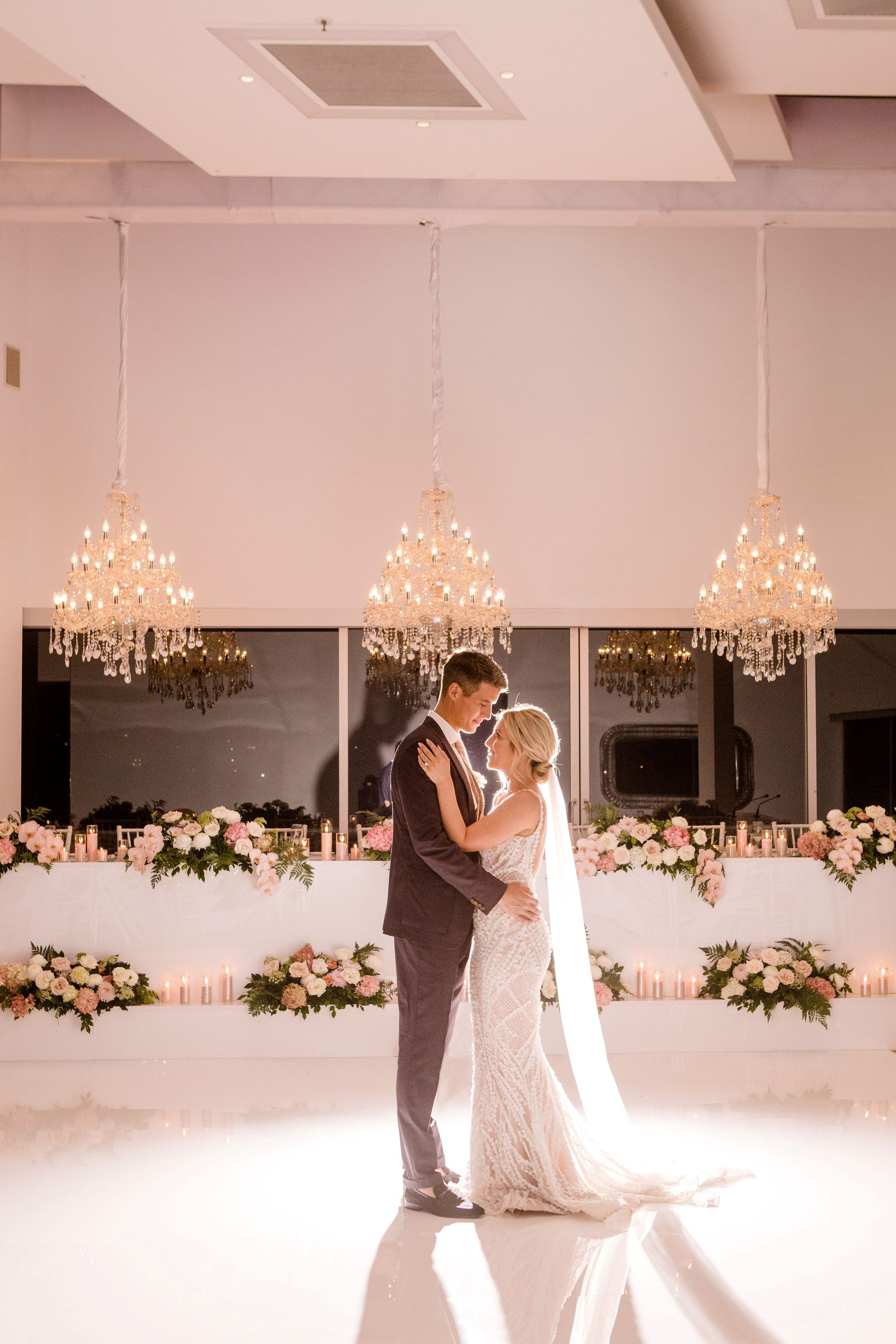 Waters Edge Weddings and Events at Portside - Wedding Venues Hamilton ...