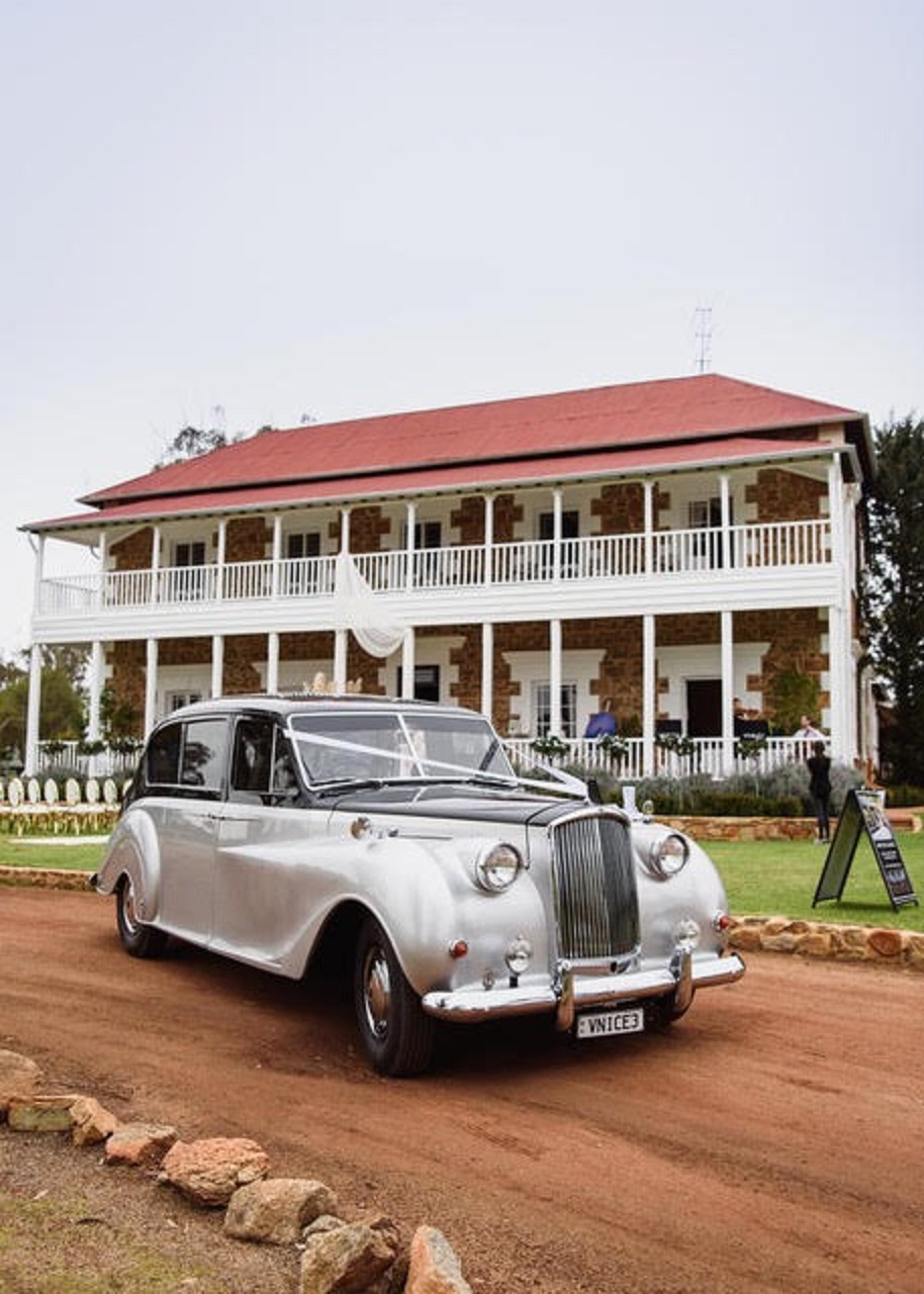 Buckland Estate - Wedding Venues Buckland | Easy Weddings