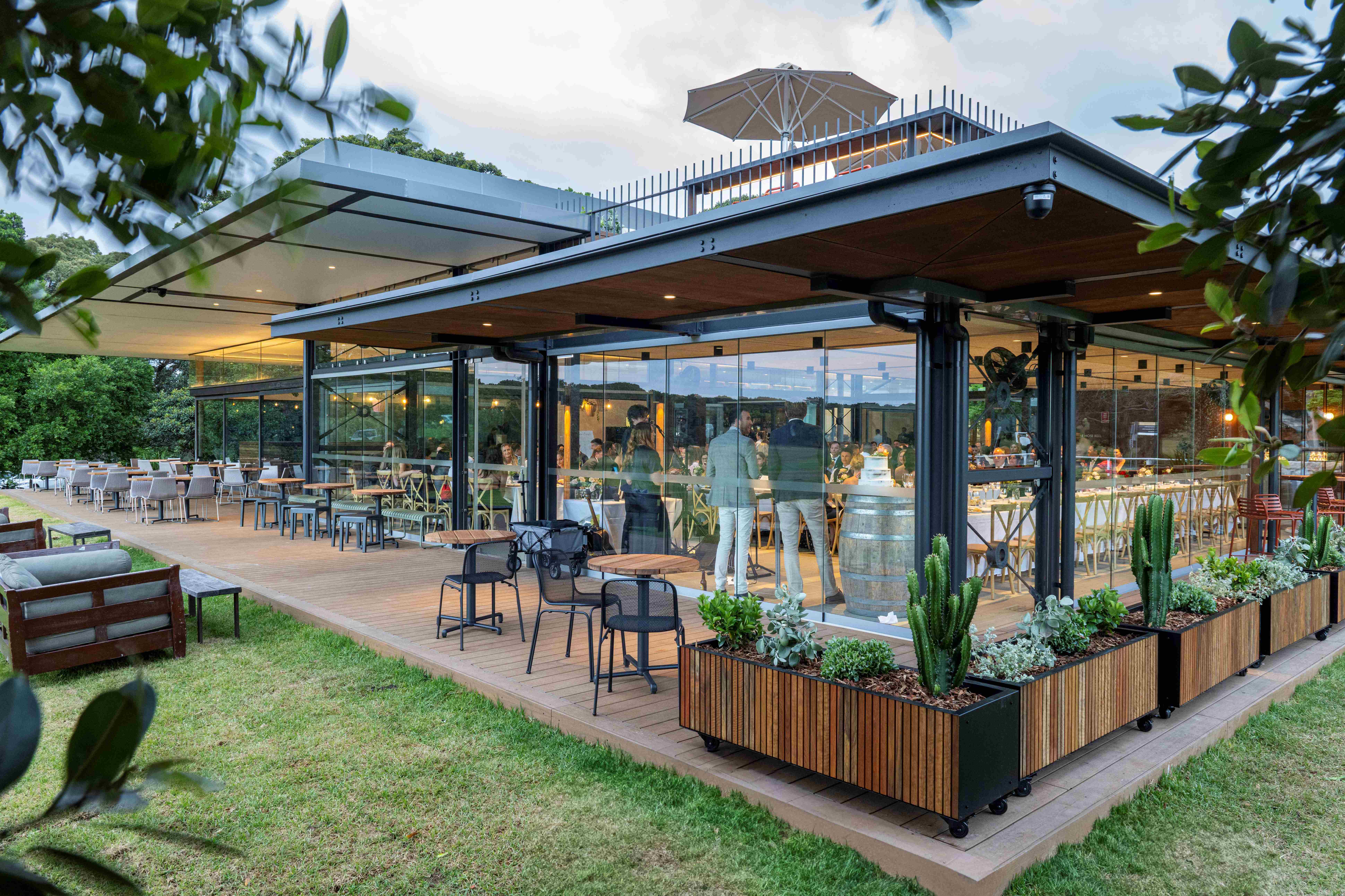Centennial Homestead - Wedding Venues Centennial Park | Easy Weddings