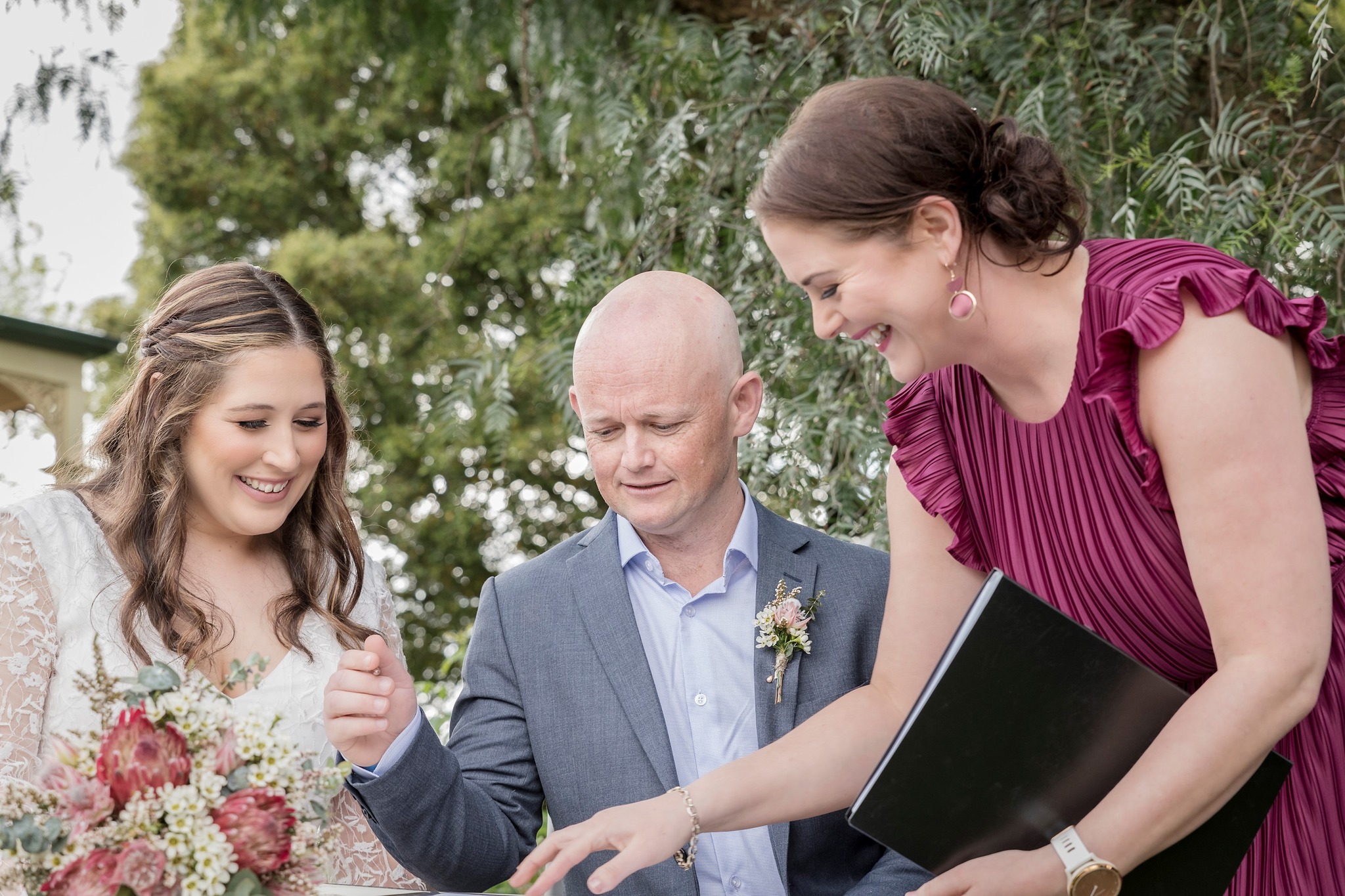 Celebrant Becky Kate - Marriage Celebrant Geelong | Easy Weddings