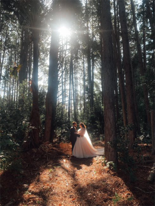 Valhalla Restaurant Bar - Wedding Venues Bobs Farm | Easy Weddings