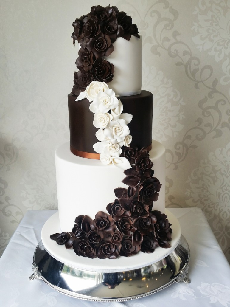 Kat's Cakes - Wedding Cakes Doncaster | Easy Weddings