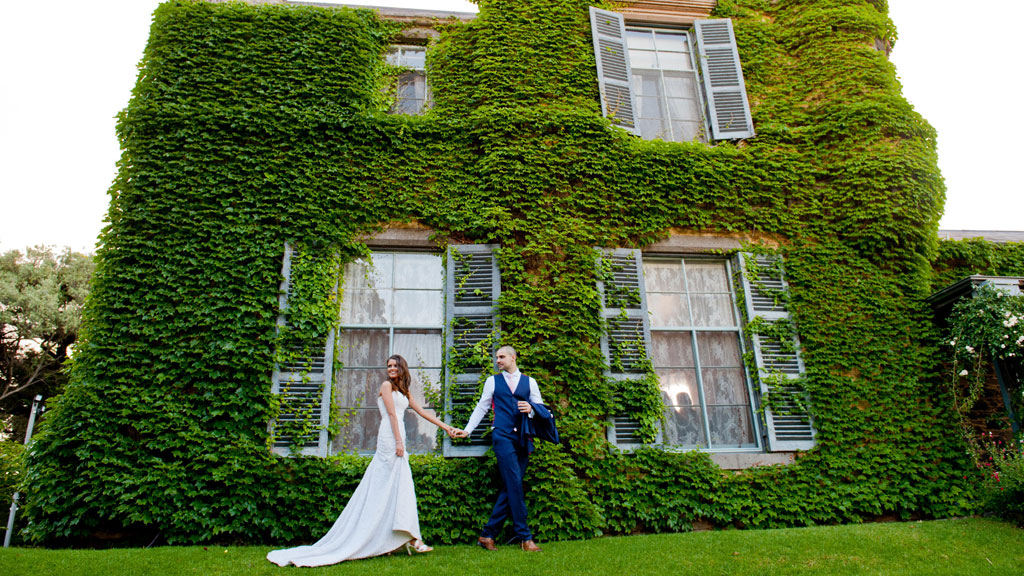 Overnewton Castle Receptions - Wedding Venues Keilor | Easy Weddings