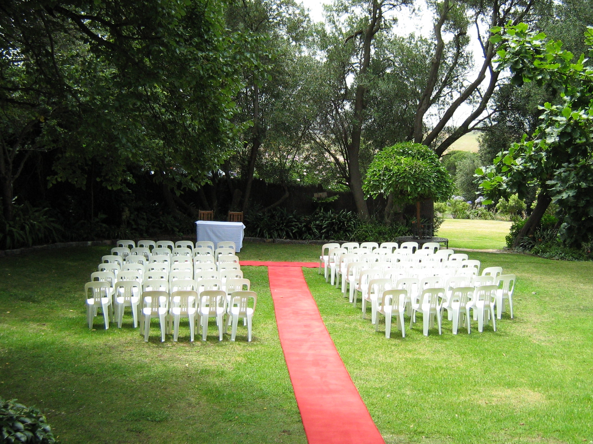 Overnewton Castle Receptions - Wedding Venues Keilor | Easy Weddings
