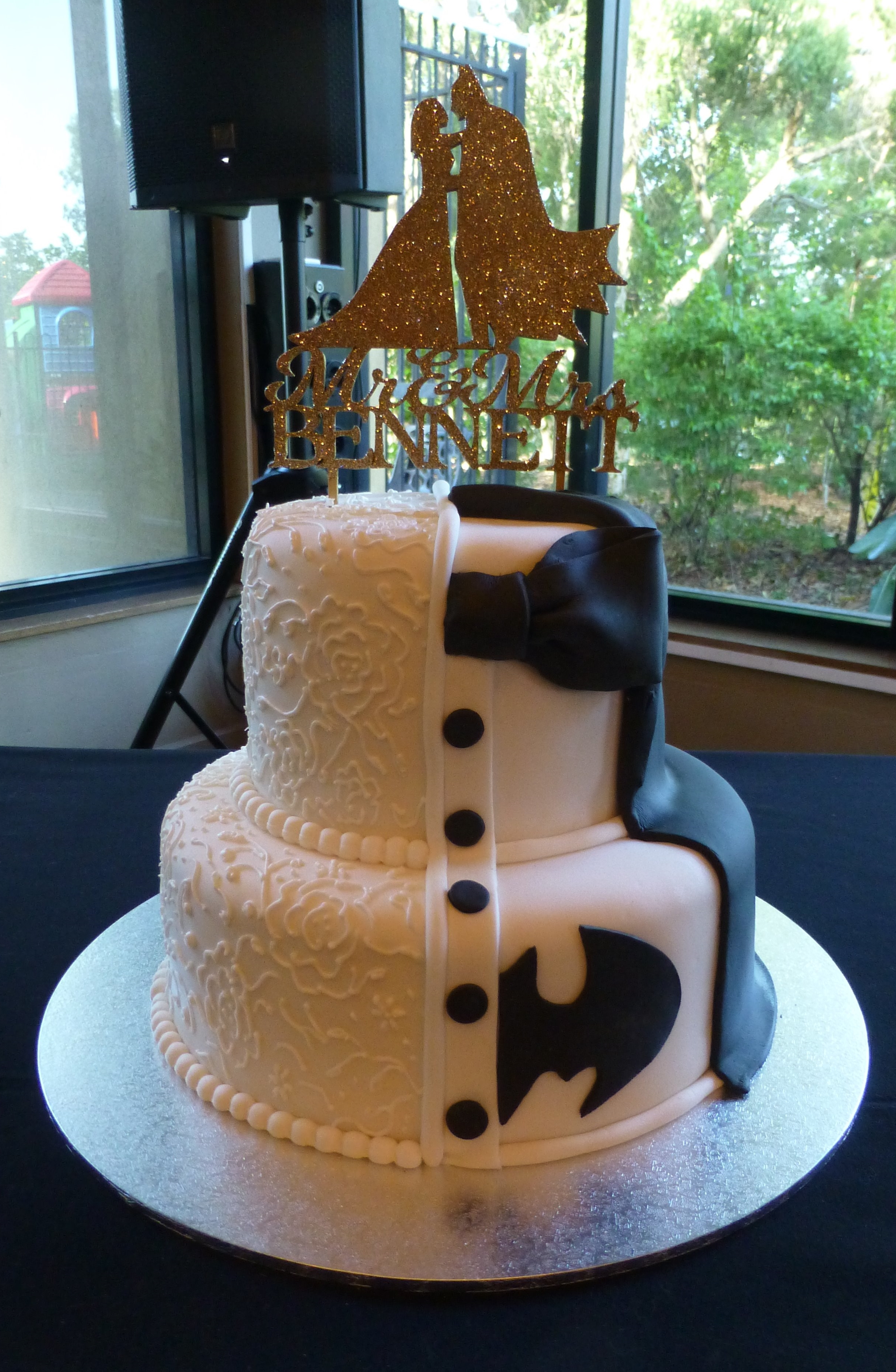 Ann's Unique Cakes - Wedding Cakes Logan Village | Easy Weddings