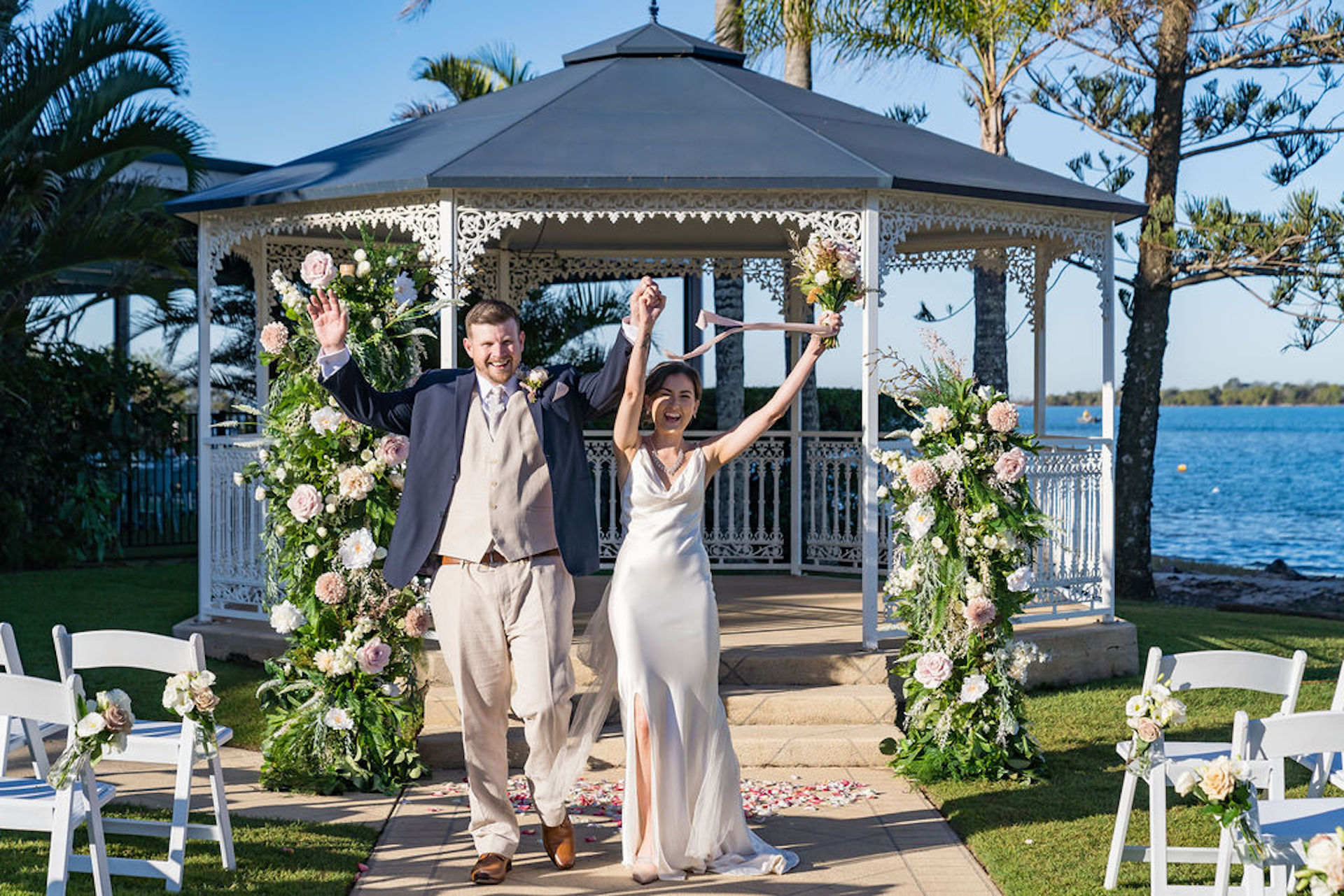 Caloundra Power Boat Club - Wedding Venues Golden Beach | Easy Weddings