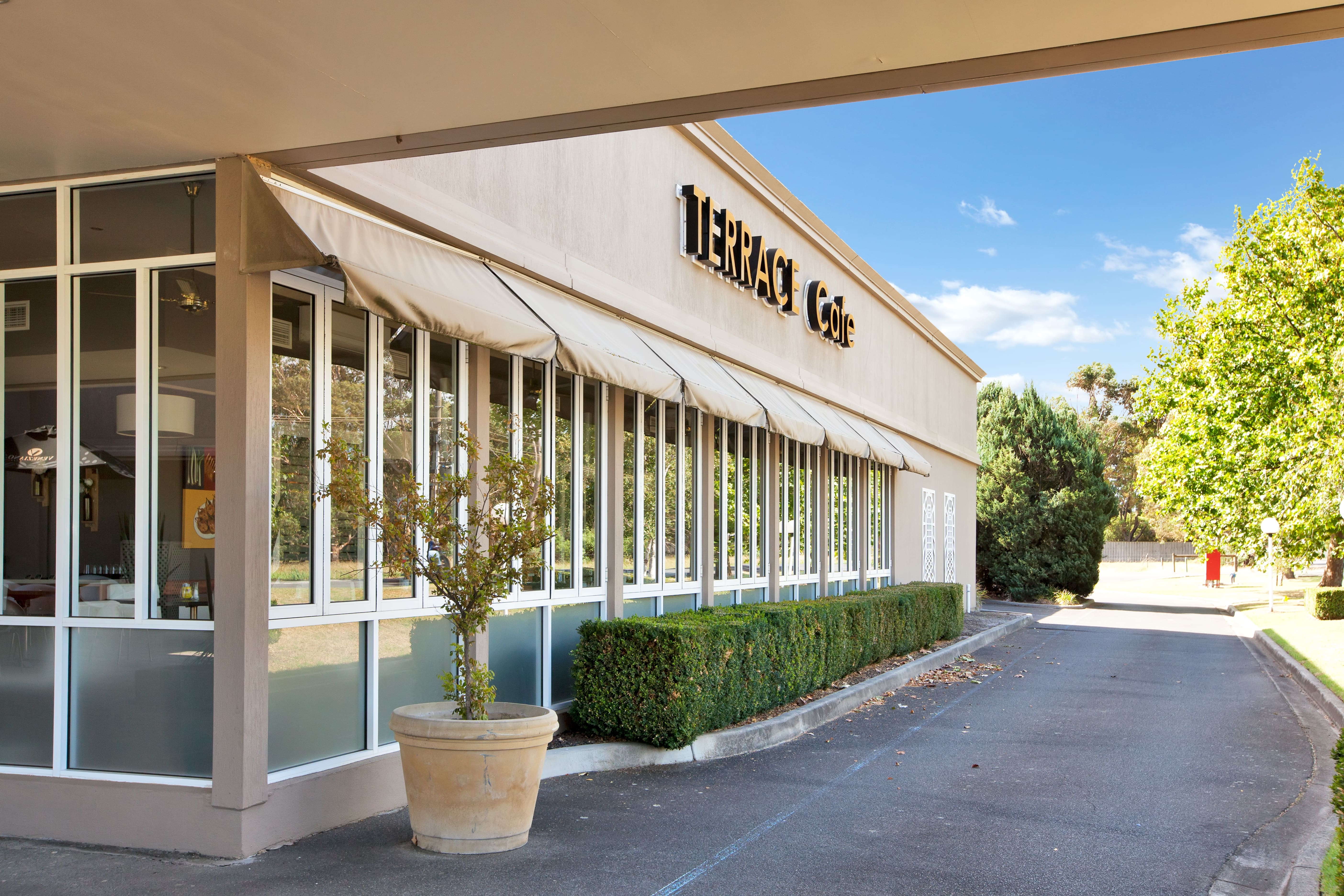 Century Inn - Wedding Venues Traralgon | Easy Weddings