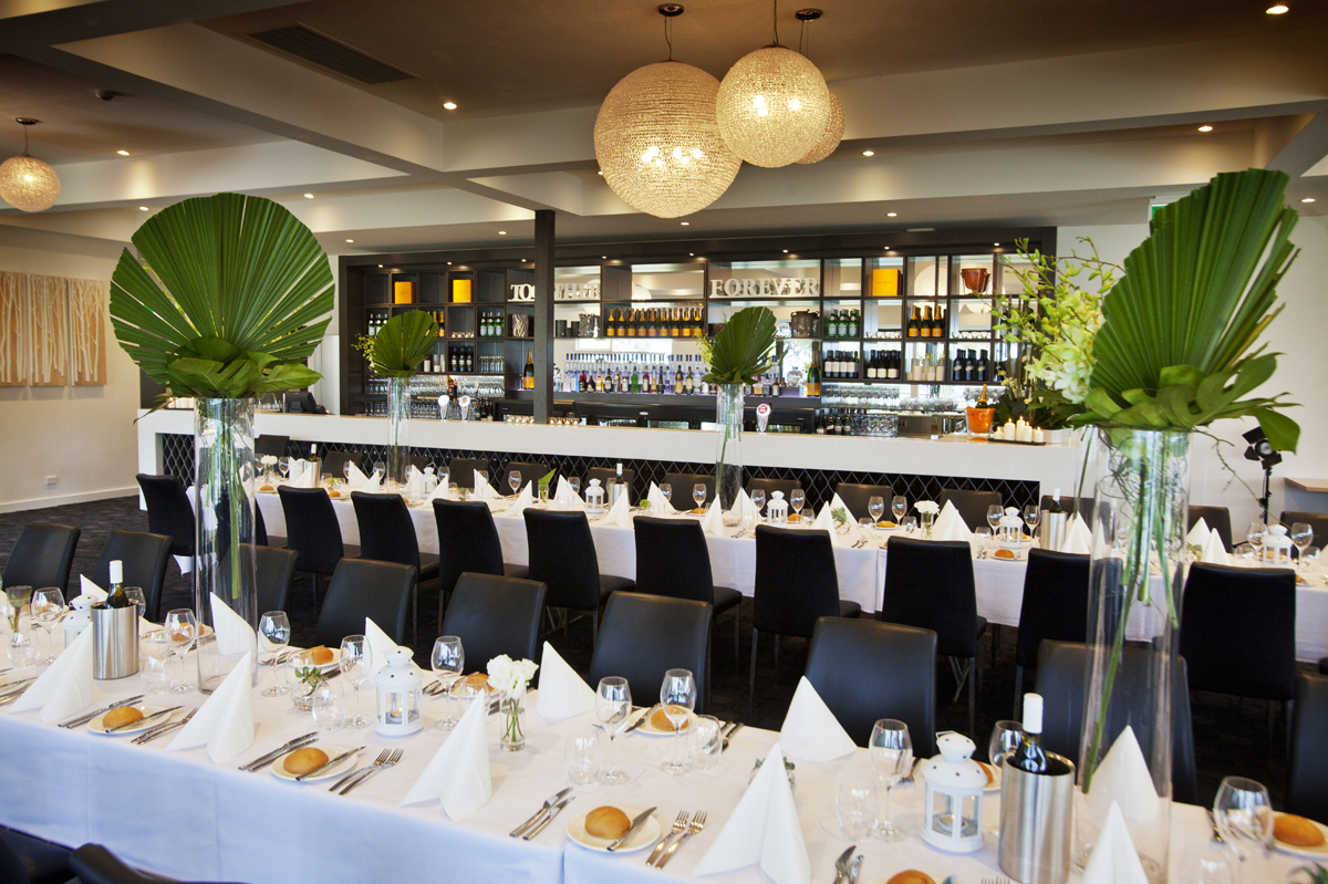 Lorne Hotel - Wedding Venues Lorne | Easy Weddings