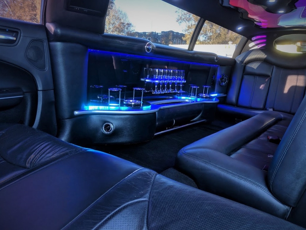 Classy Limousines - Wedding Cars Peakhurst | Easy Weddings