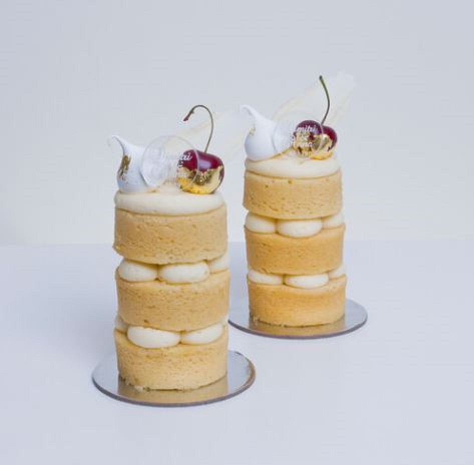 Frosted Indulgence - Wedding Cakes Holland Park | Easy Weddings