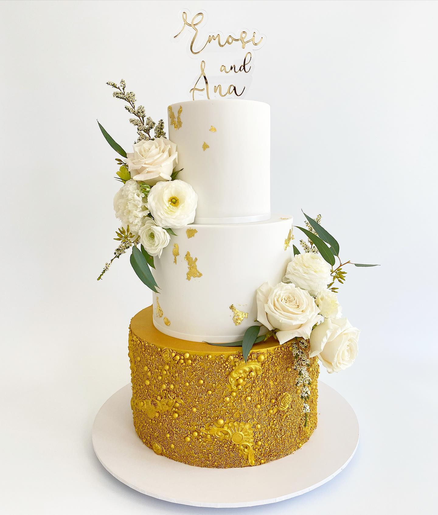 Frosted Indulgence - Wedding Cakes Holland Park | Easy Weddings