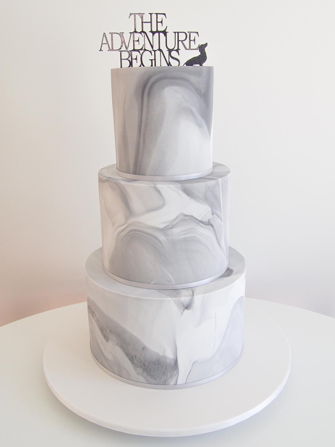 Frosted Indulgence - Wedding Cakes Holland Park | Easy Weddings