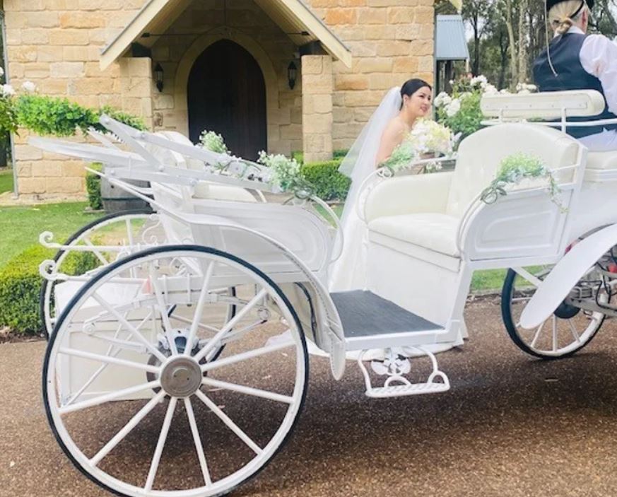 Hunter Valley Classic Carriages - Wedding Cars Pokolbin | Easy Weddings
