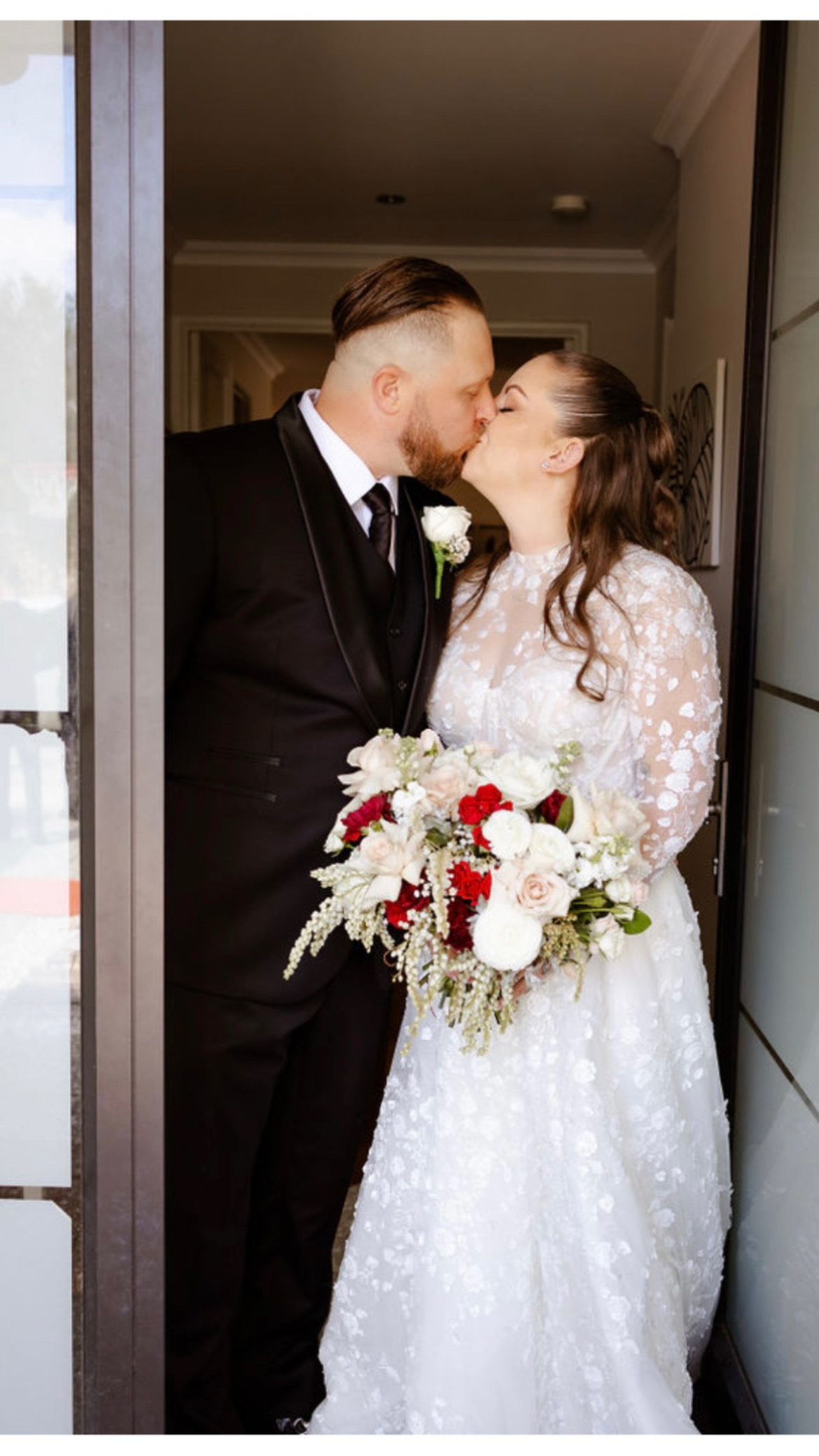 Kiss Chasey Wedding Flowers - Wedding Flowers MARMION | Easy Weddings