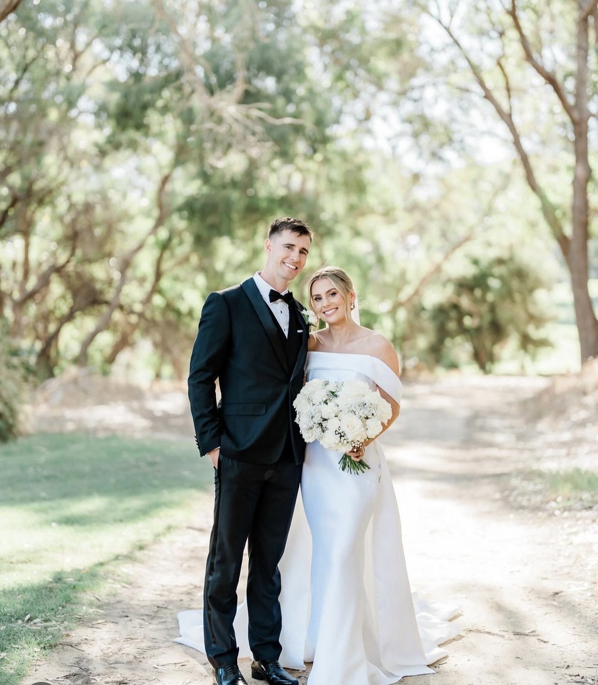 Kiss Chasey Wedding Flowers - Wedding Flowers MARMION | Easy Weddings