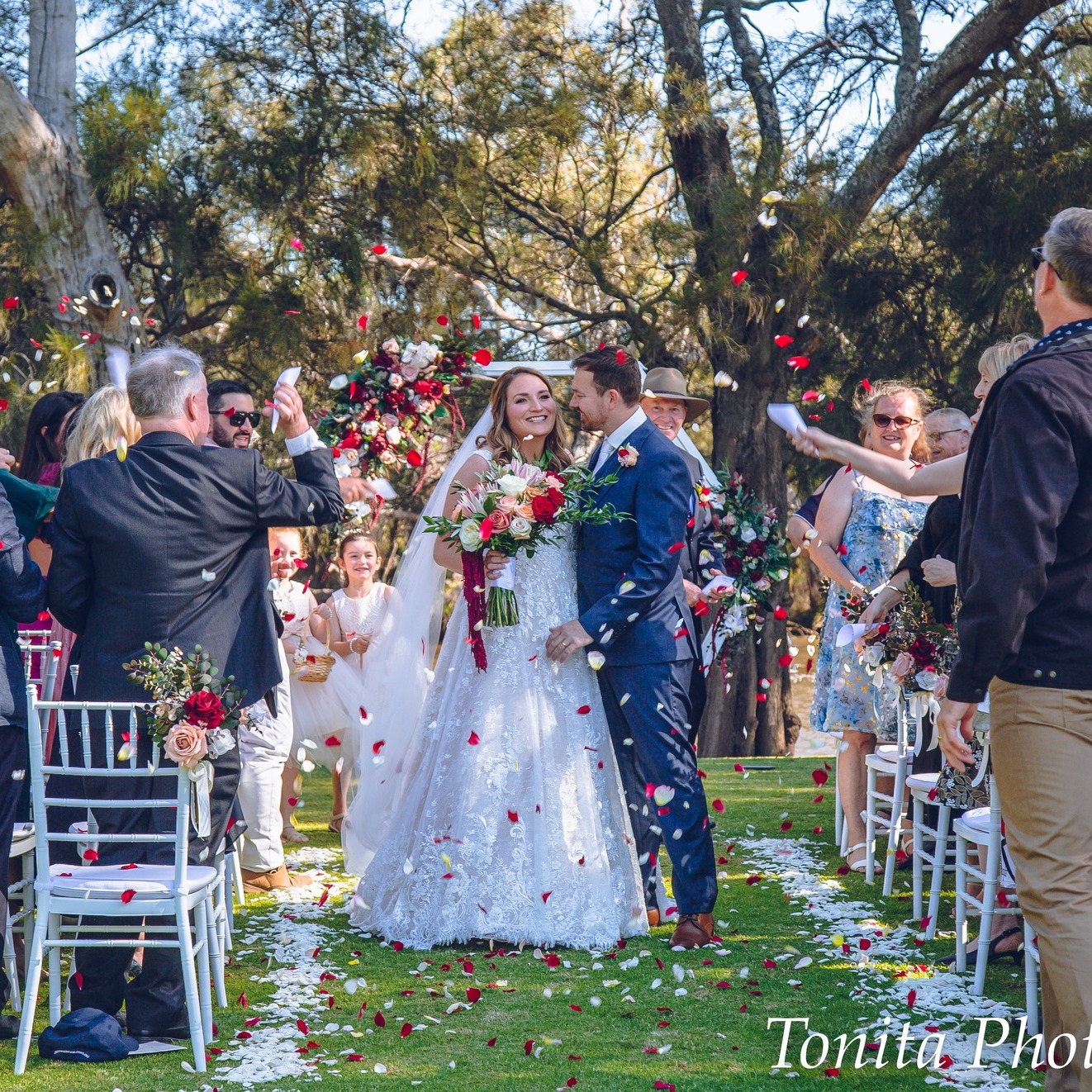 Mulberry Estate - Wedding Venues Caversham | Easy Weddings
