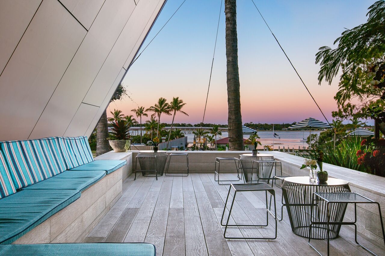 Sandstone Point Hotel - Wedding Venues Sandstone Point | Easy Weddings