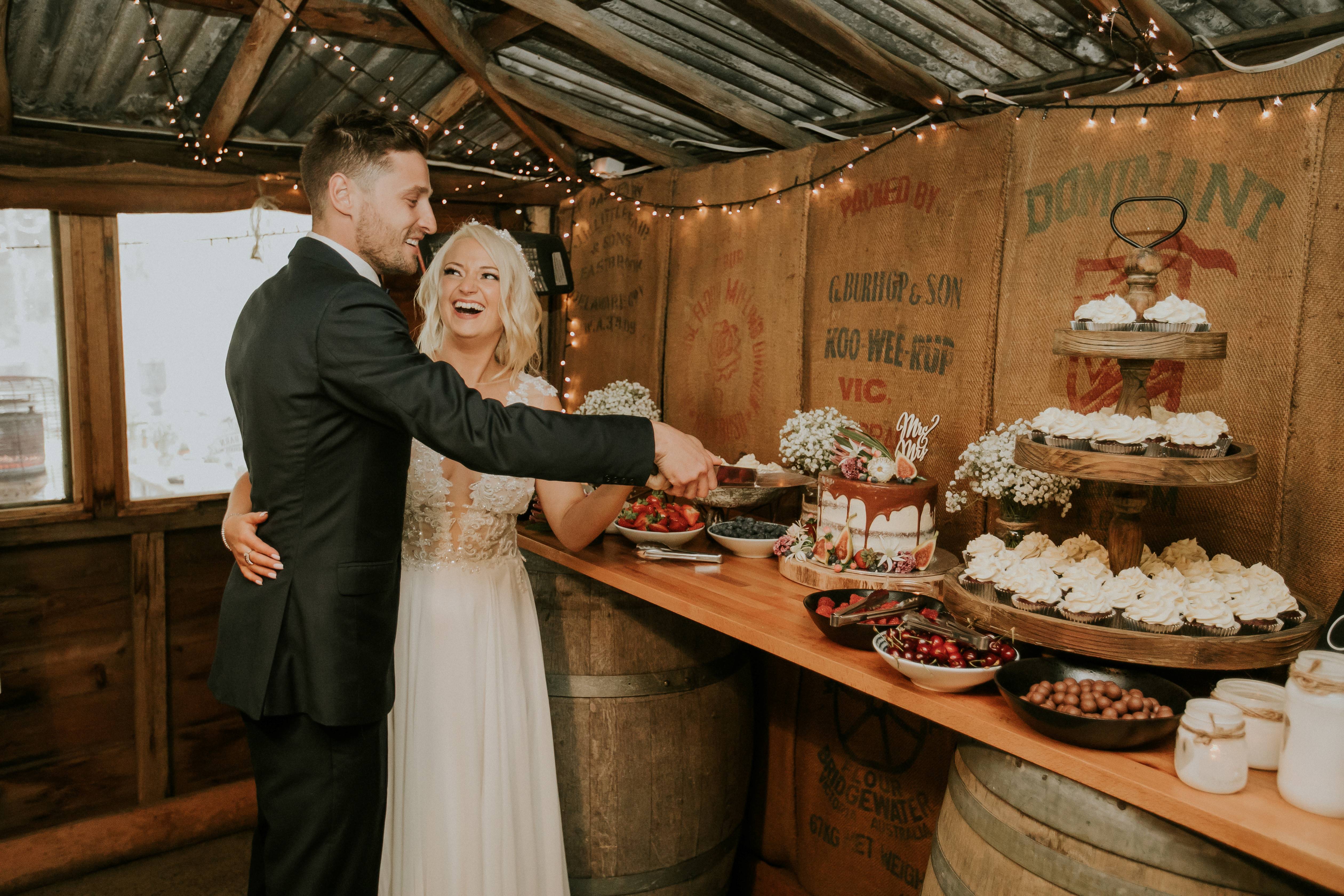 The Stables at Sages Cottage Farm - Wedding Venues Baxter | Easy Weddings