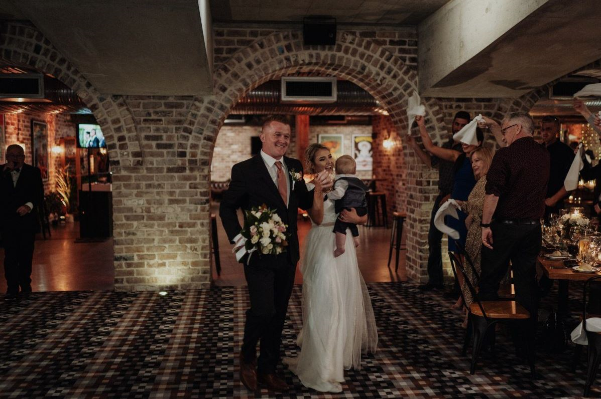 Sandstone Point Hotel - Wedding Venues Sandstone Point | Easy Weddings