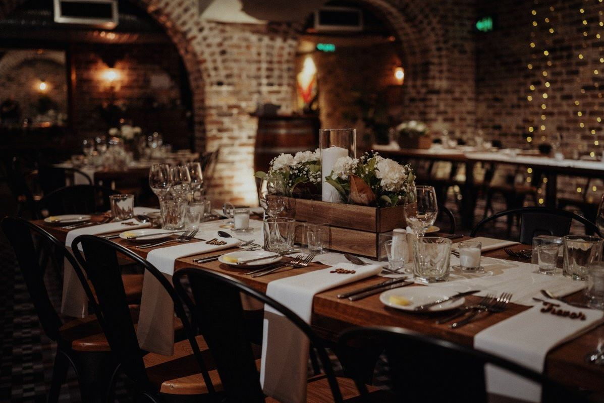 Sandstone Point Hotel - Wedding Venues Sandstone Point | Easy Weddings