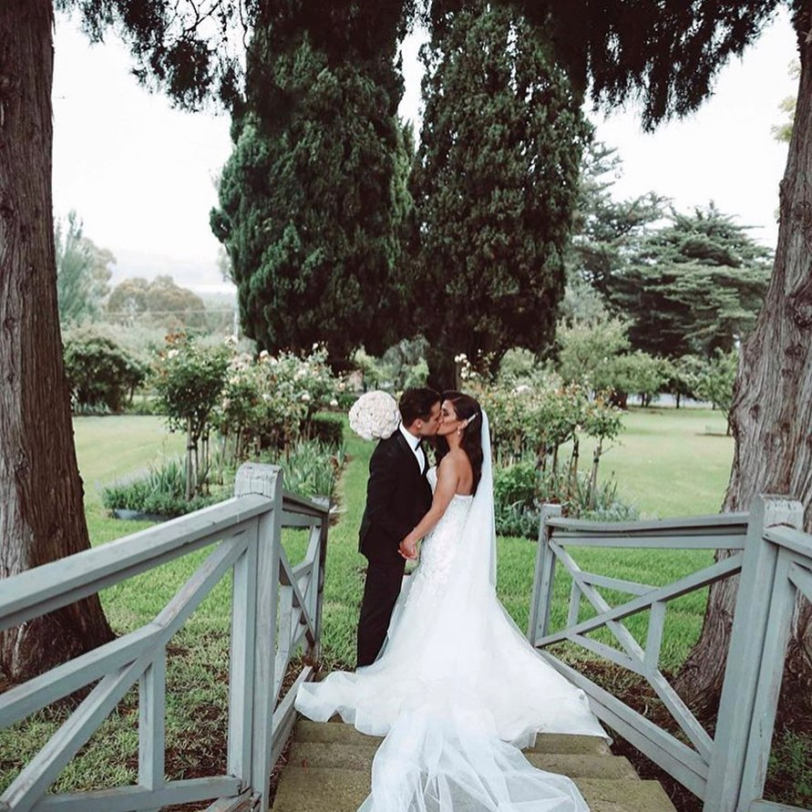 Overnewton Castle Receptions - Wedding Venues Keilor | Easy Weddings