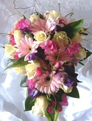 Wild Violet Florist & Gifts - Wedding Flowers Veresdale Scrub | Easy ...